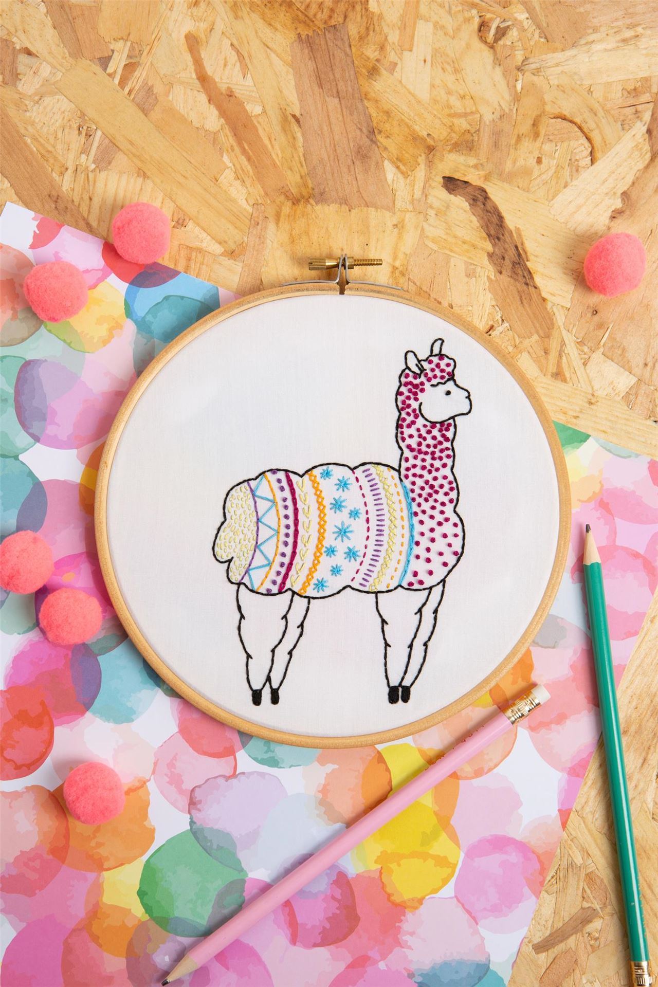 Alpaca Contemporary Embroidery Kit | Stitchtastic